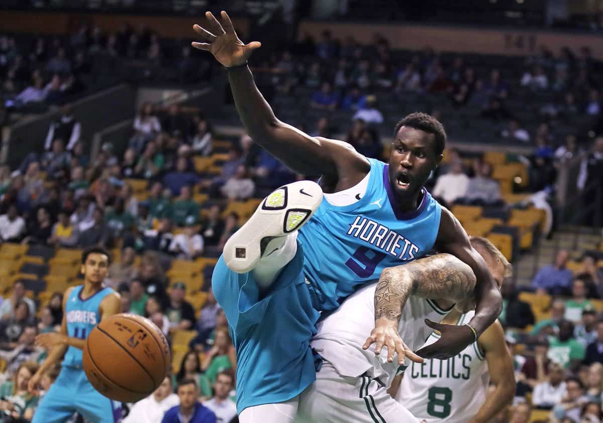 Mangok Mathiang, un viaggio lungo una vita - BasketballNcaa